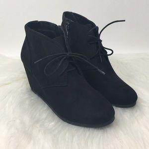 Universal Thread | Shoes | Universal Thread Bessie Wedge Ankle Bootie ...